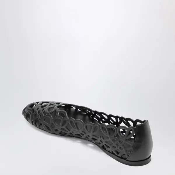 Loewe Petal Anagram Ballet Flats In Leather - Black