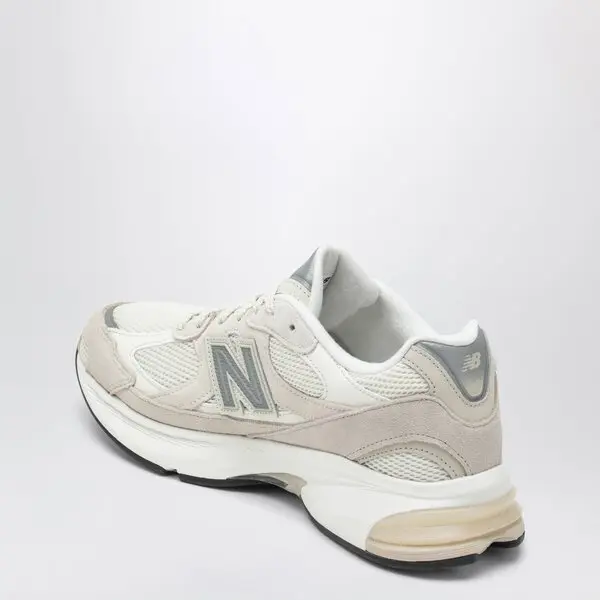NEW BALANCE Abzorb 2010 Sneakers - Beige