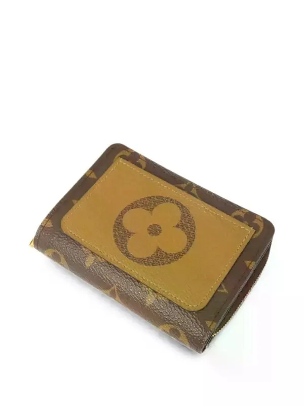 LOUIS VUITTON Lou Wallet