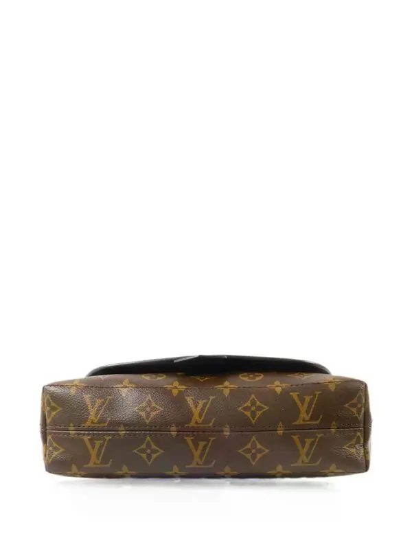 LOUIS VUITTON Magnetic Messenger Bag