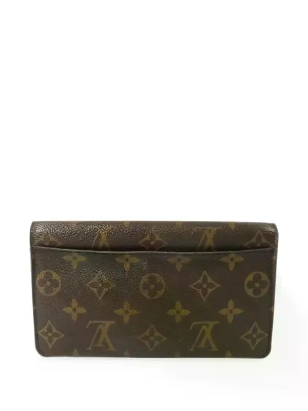 LOUIS VUITTON Monogram Jeanne Wallet