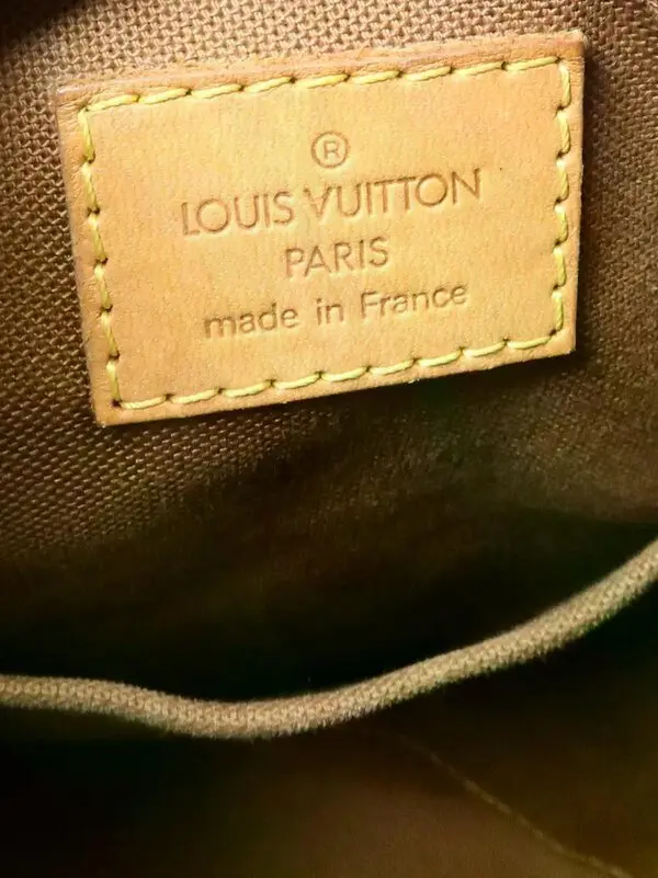 LOUIS VUITTON Batignolles Monogram Handbag