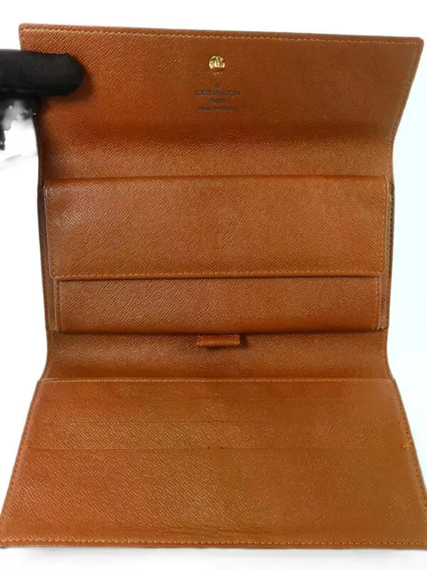 LOUIS VUITTON Monogram International Wallet