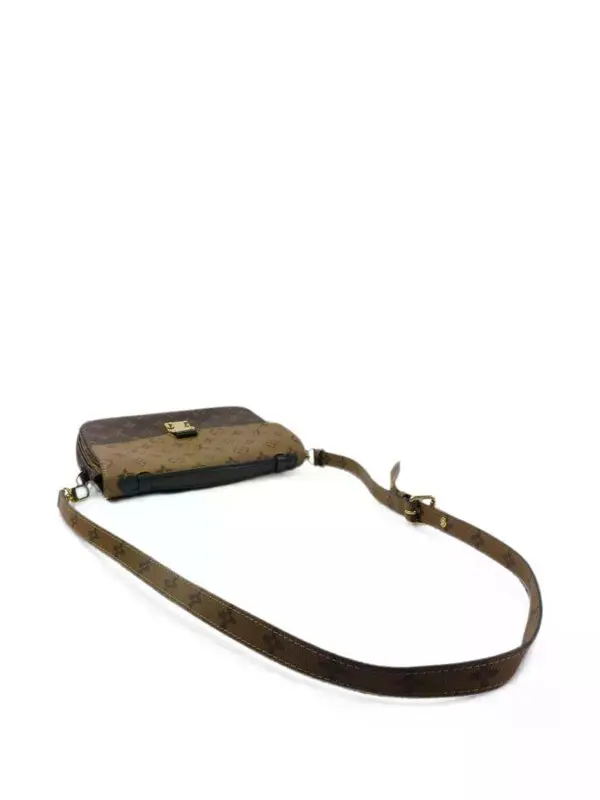 LOUIS VUITTON Pochette Metis Monogram Reverse Shoulder Bag