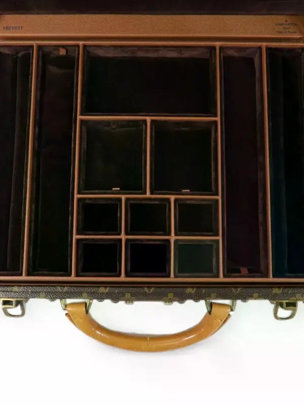 LOUIS VUITTON Boite Bijoux Monogram Jewelry Box