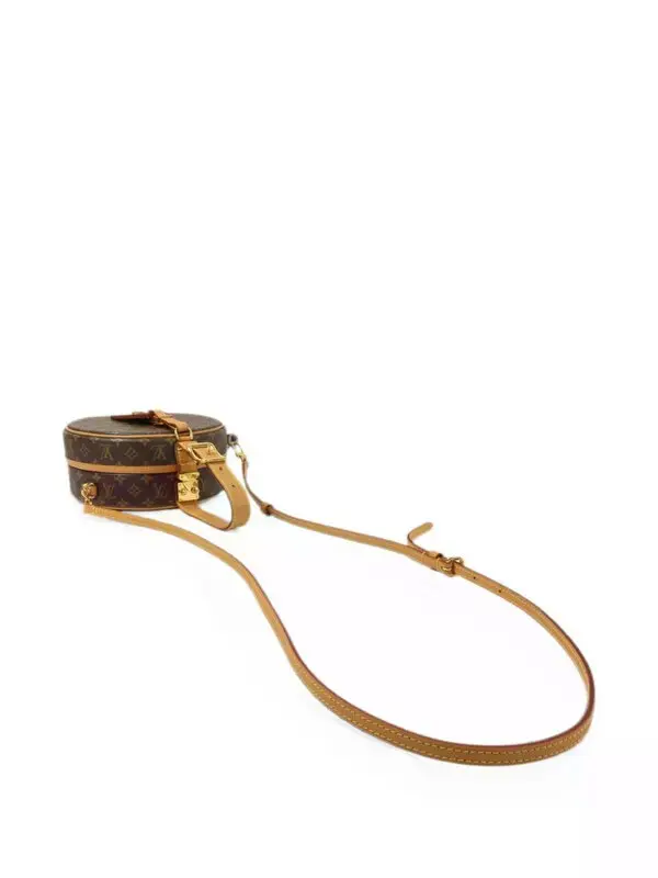 LOUIS VUITTON Petite Boite Chapeau Monogram Clutch Bag