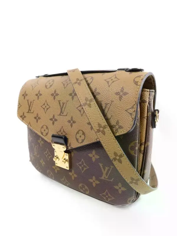 LOUIS VUITTON Pochette Metis Monogram Reverse Crossbody Bag