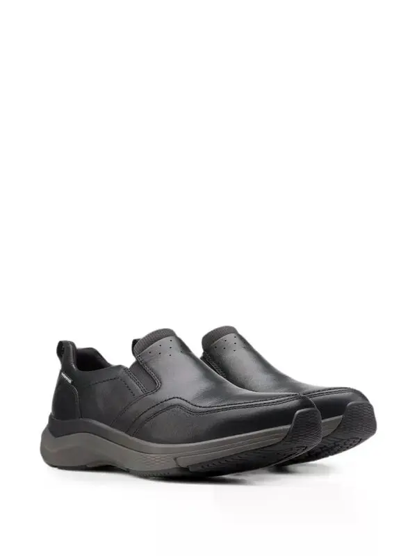 Clarks Wave 2.0 Edge Leather Slip-on Sneakers - Black