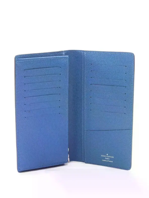 LOUIS VUITTON Taiga Brazza Bi-fold Wallet
