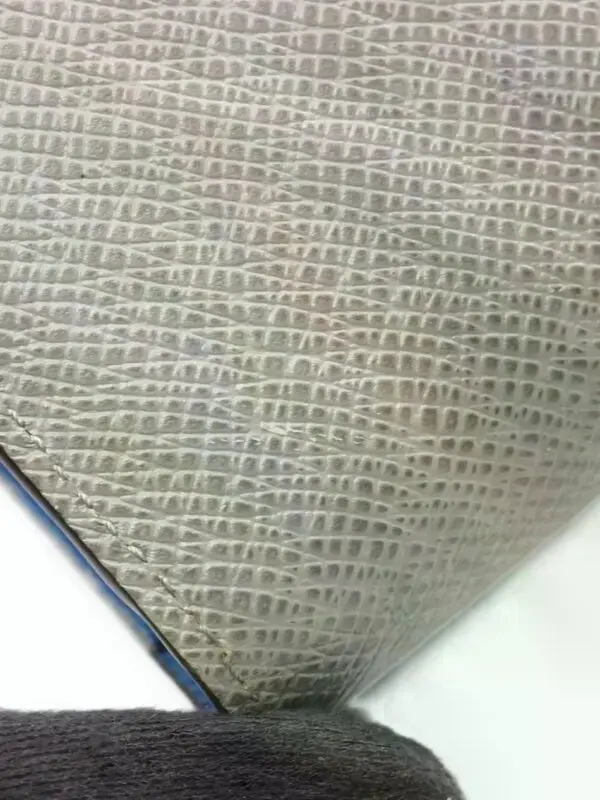 LOUIS VUITTON Taiga Brazza Bi-fold Wallet