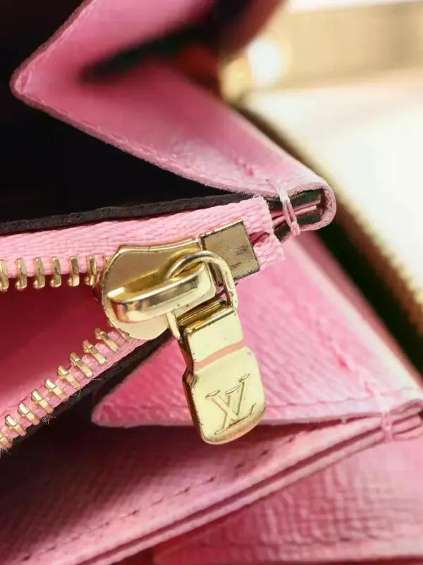 LOUIS VUITTON Monogram Vivienne Zippy Wallet