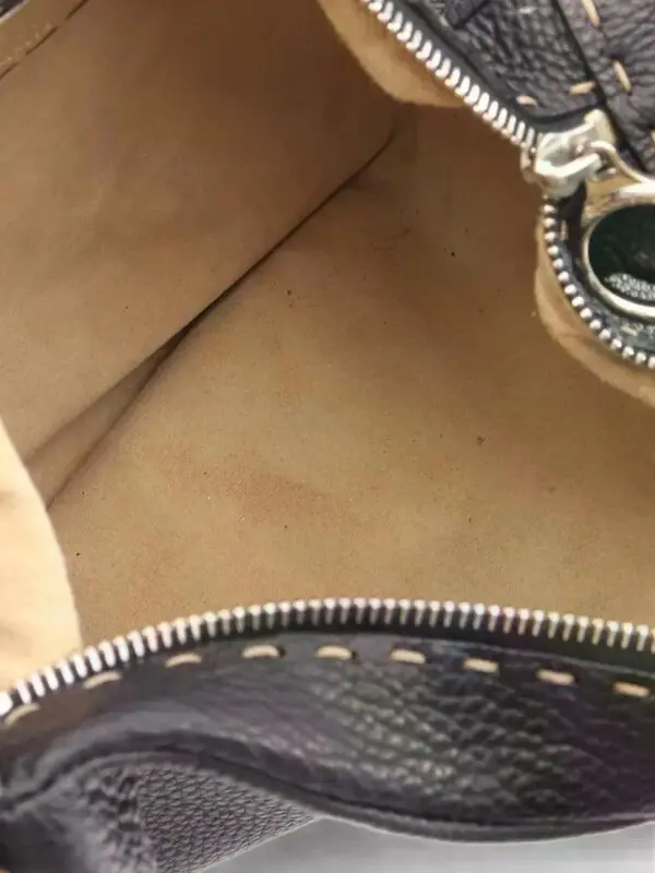 Fendi Selleria Leather Shoulder Bag