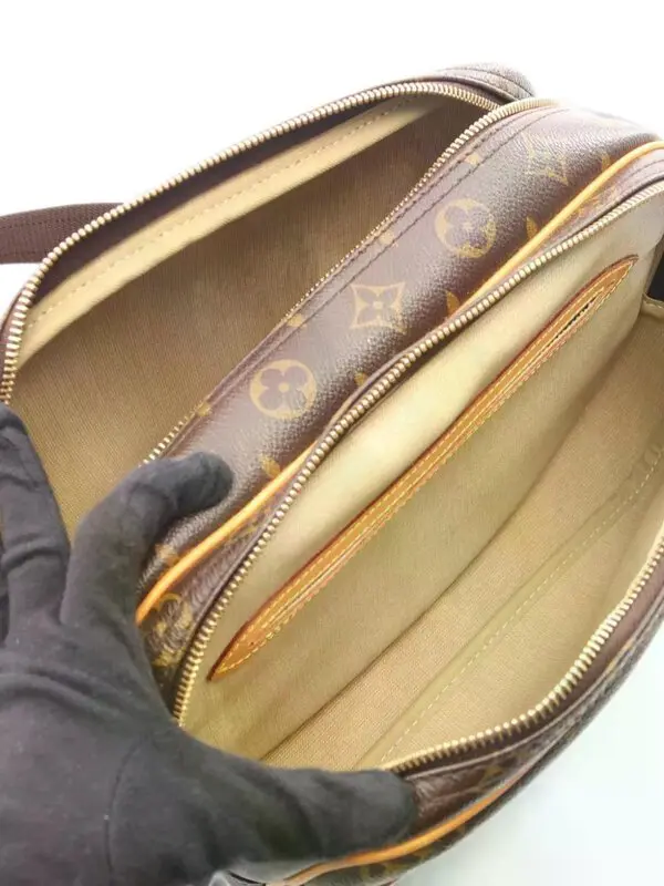 LOUIS VUITTON 2002 Pm Reporter Monogram Shoulder Bag