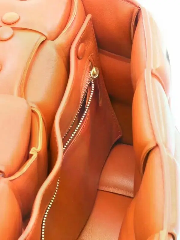 Bottega Veneta Chain Cassette Shoulder Bag - Orange