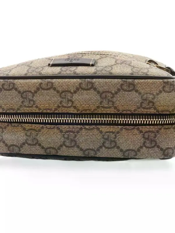 Gucci Gg Supreme Canvas Cross Body Bag