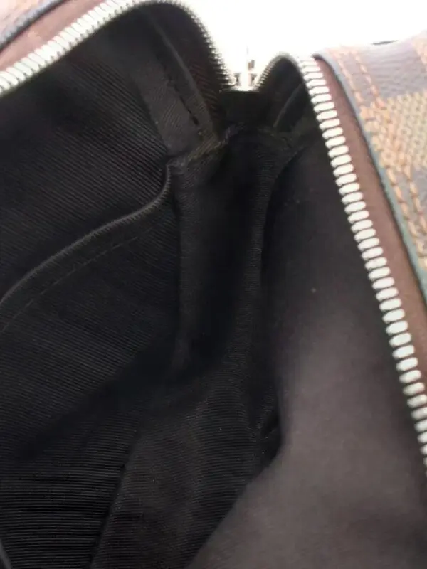 LOUIS VUITTON Damier Savanna Shoulder Bag