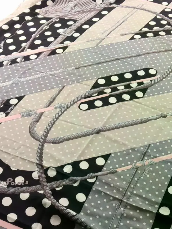 Hermès 2010s Clic Clac A Pois Scarf