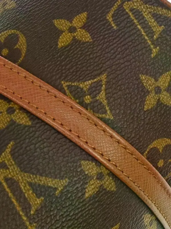 LOUIS VUITTON 1996 Papillon 26 Handbag