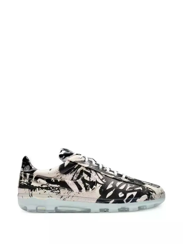 Nike X Nigeria X Slawn Cryoshot Striker 1976 Sneakers