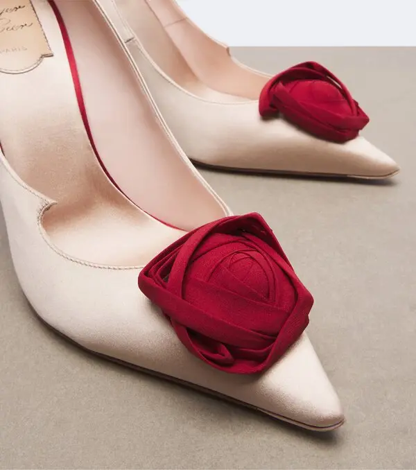 ROGER VIVIER Rose Vivier Floral-applique Satin Pumps