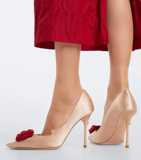ROGER VIVIER Rose Vivier Floral-applique Satin Pumps