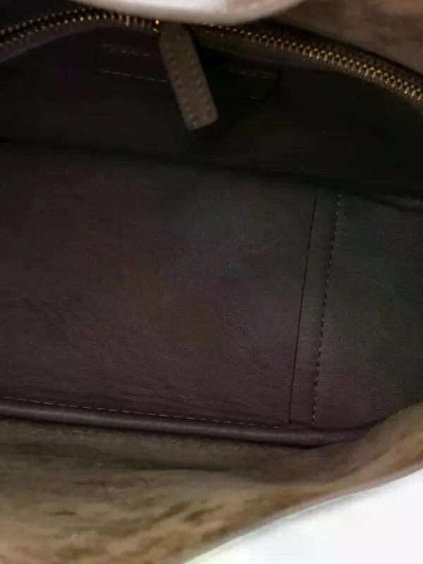 Saint Laurent Le 5 A 7 Hobo Bag