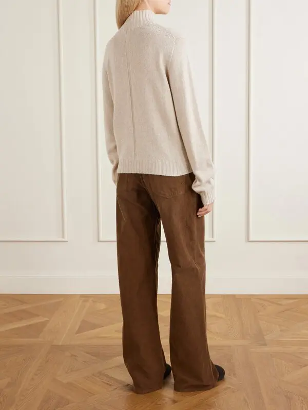 THE ROW Kensigton Cashmere Turtleneck Sweater