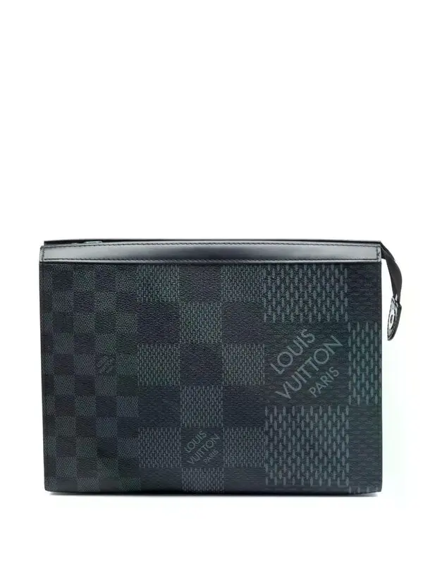 LOUIS VUITTON Damier Graphite 3d Pochette Voyage Mm Clutch Bag