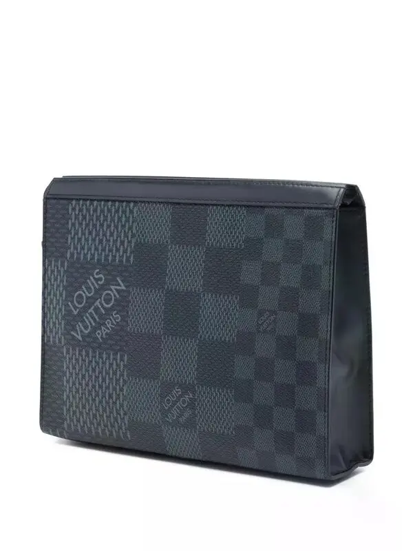 LOUIS VUITTON Damier Graphite 3d Pochette Voyage Mm Clutch Bag
