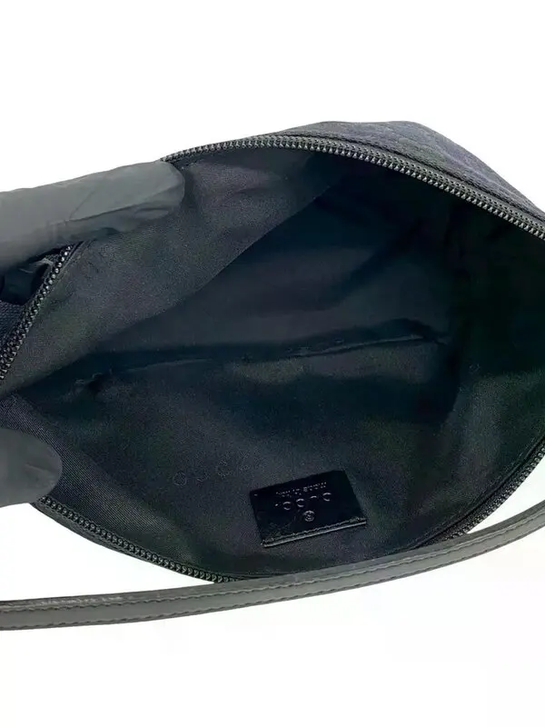 Gucci 2000-2015 Gg Canvas Boat Shoulder Bag