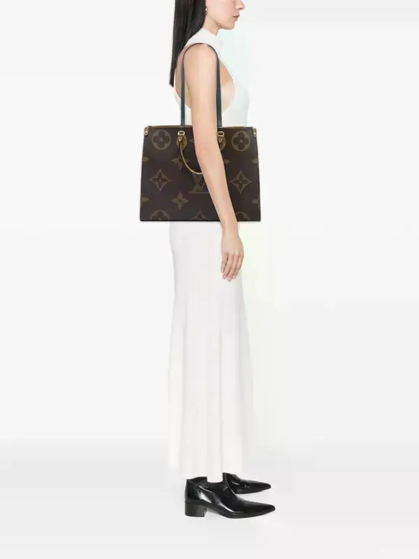 LOUIS VUITTON Monogram Reverse Giant Onthego Gm Satchel - Brown