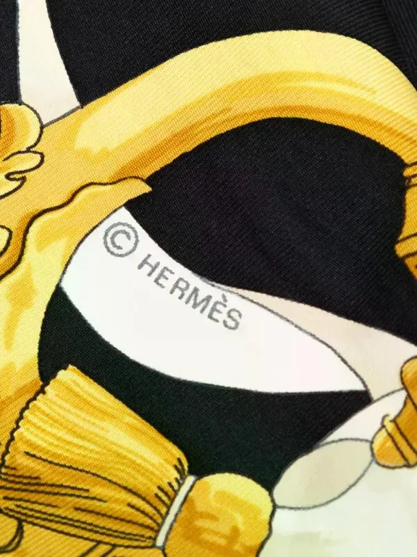 Hermès 1980-2010 Ferronnerie Silk Scarf 90 Scarves