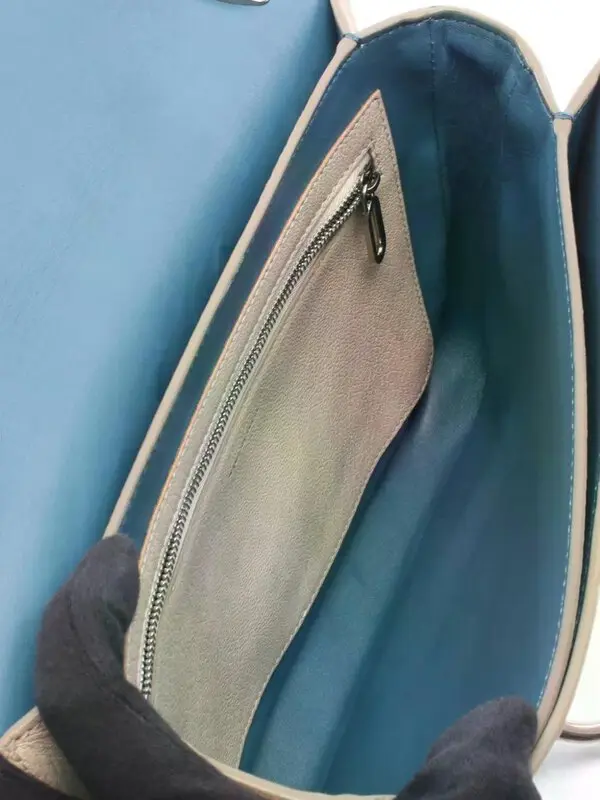 Burberry 2000s D-ring Leather Shoulder Bag