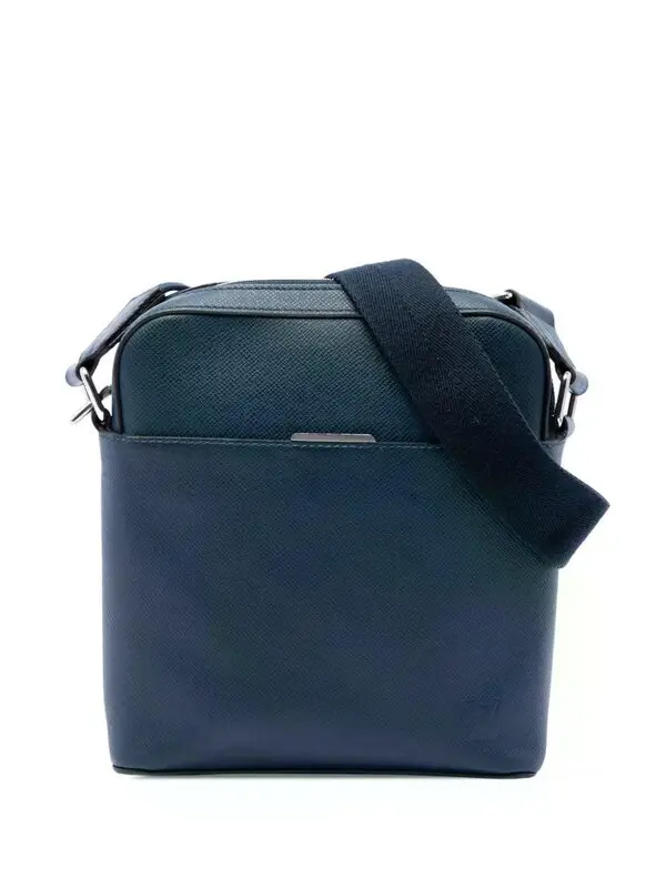 LOUIS VUITTON 2017 Taiga Anton Pochette Crossbody Bag