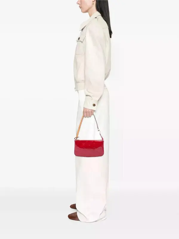LOUIS VUITTON 2012 Monogram Vernis Pochette Accessoires Shoulder Bag