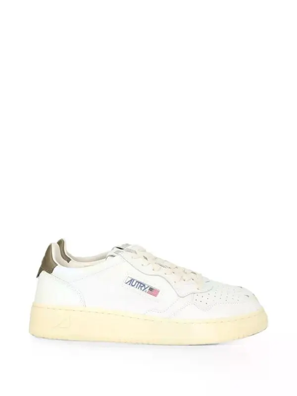 AUTRY Medalist Low Leather Trainers - White