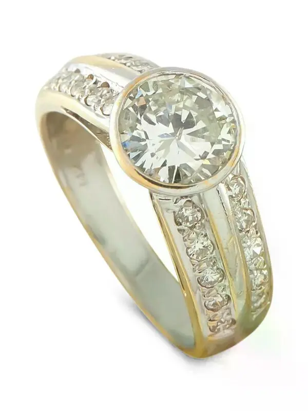 LB EXCLUSIVE Embellished Diamond Ring - Silver