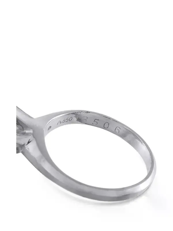 LB EXCLUSIVE Solitaire Diamond Ring - Silver