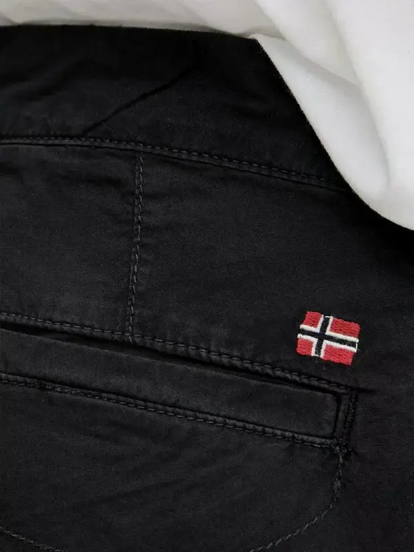 NAPAPIJRI Nakuru Logo-patch Chino Shorts