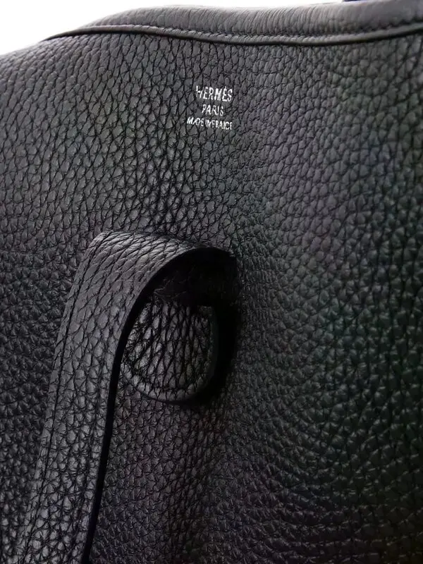 Hermès Evelyne Bag Gen Iii Clemence Pm Crossbody Bag - Black