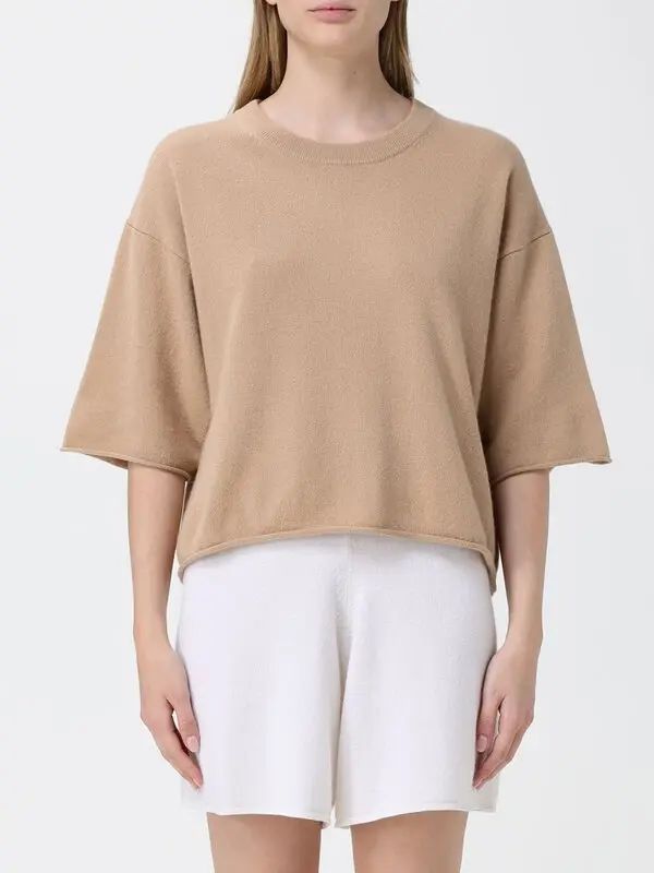 ALLUDE Cashmere Crew-neck Pullover - Beige