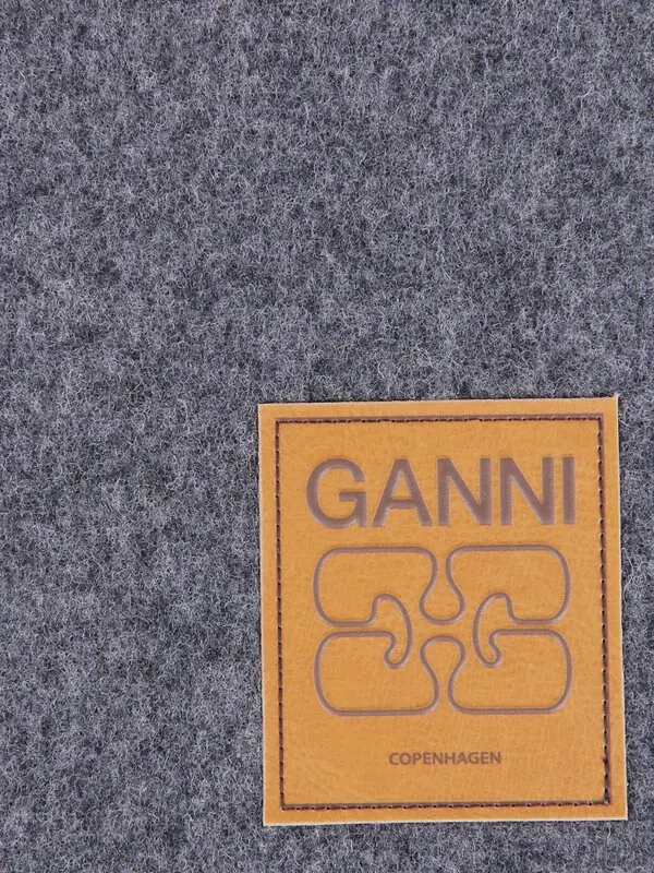 GANNI Scarf Colour