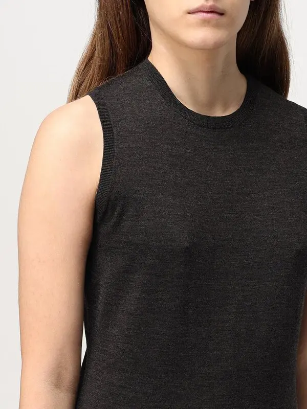 Theory Top Colour