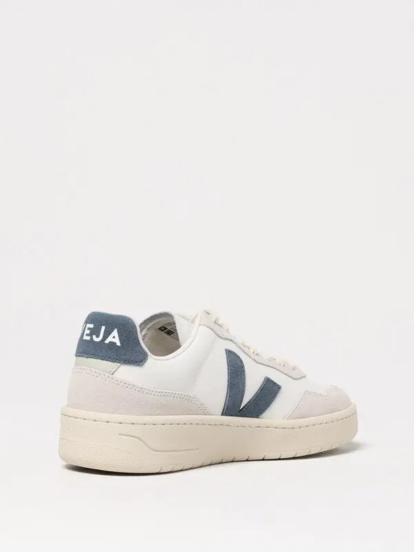 VEJA Trainers Colour
