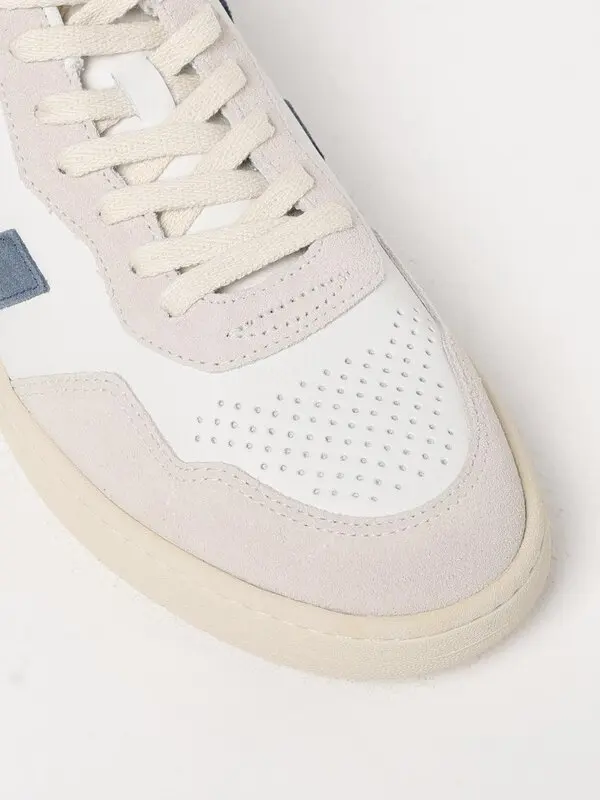 VEJA Trainers Colour