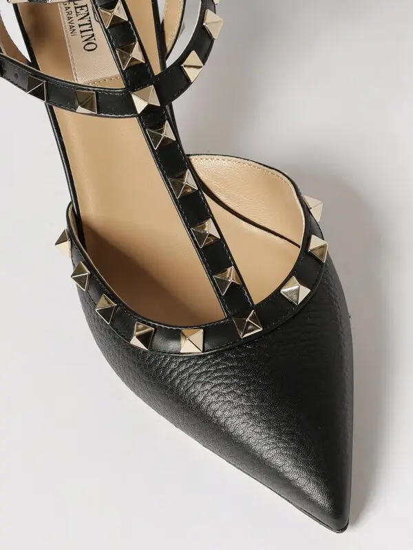 Valentino Garavani Rockstud Leather Pumps