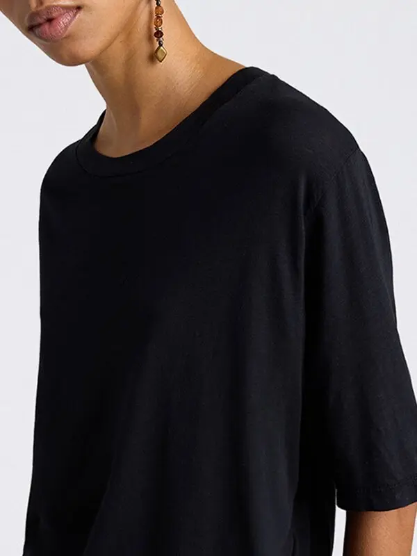 Momoni Cotton Blend T-shirts