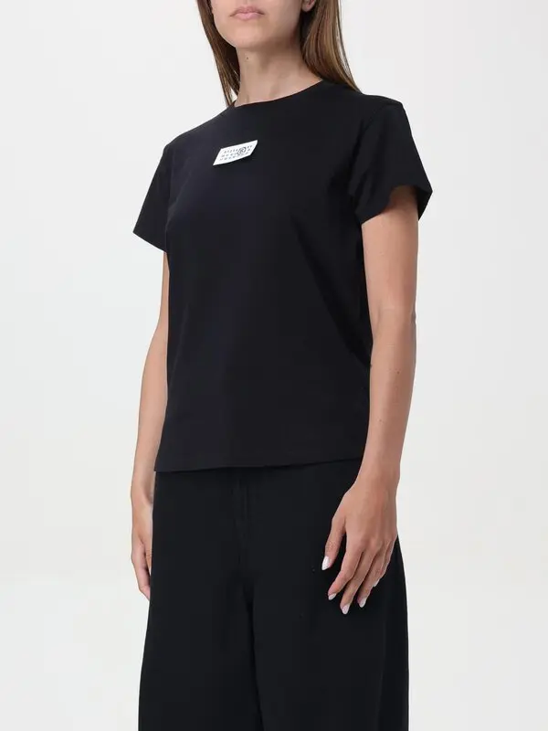 MAISON MARGIELA T-shirt Colour