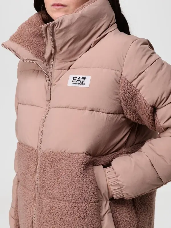 EA7 Jacket Colour