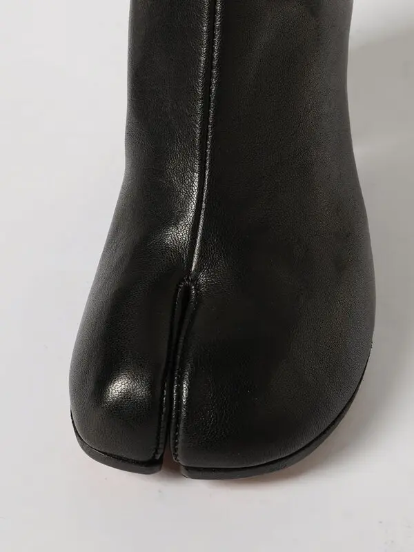 MAISON MARGIELA Boots Colour